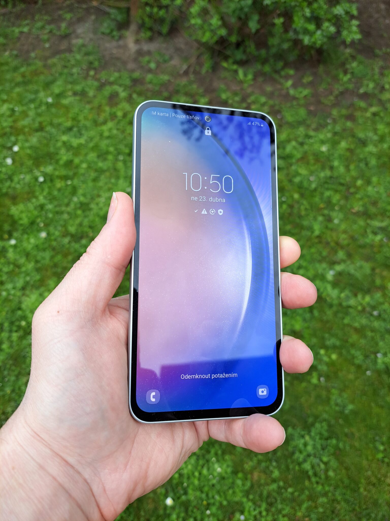 再见 Samsung Galaxy A54 5g:没有王冠的中产阶级新王者—— Samsung 杂志