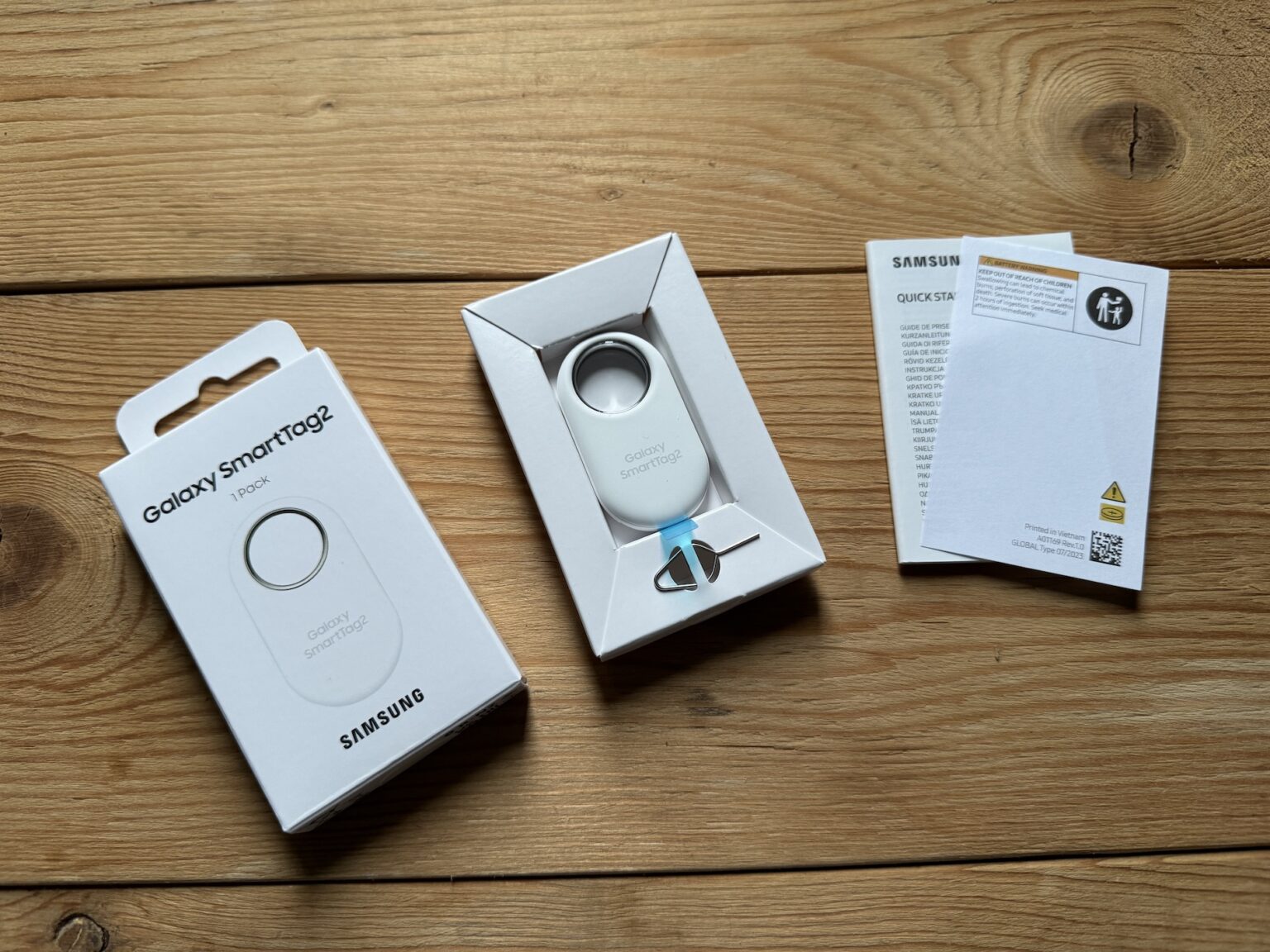 Samsung Galaxy SmartTag2 vs. Apple AirTag: What is different and what ...