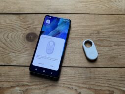 The impossible is reality. Galaxy SmartTag2 Pair with any Android ...