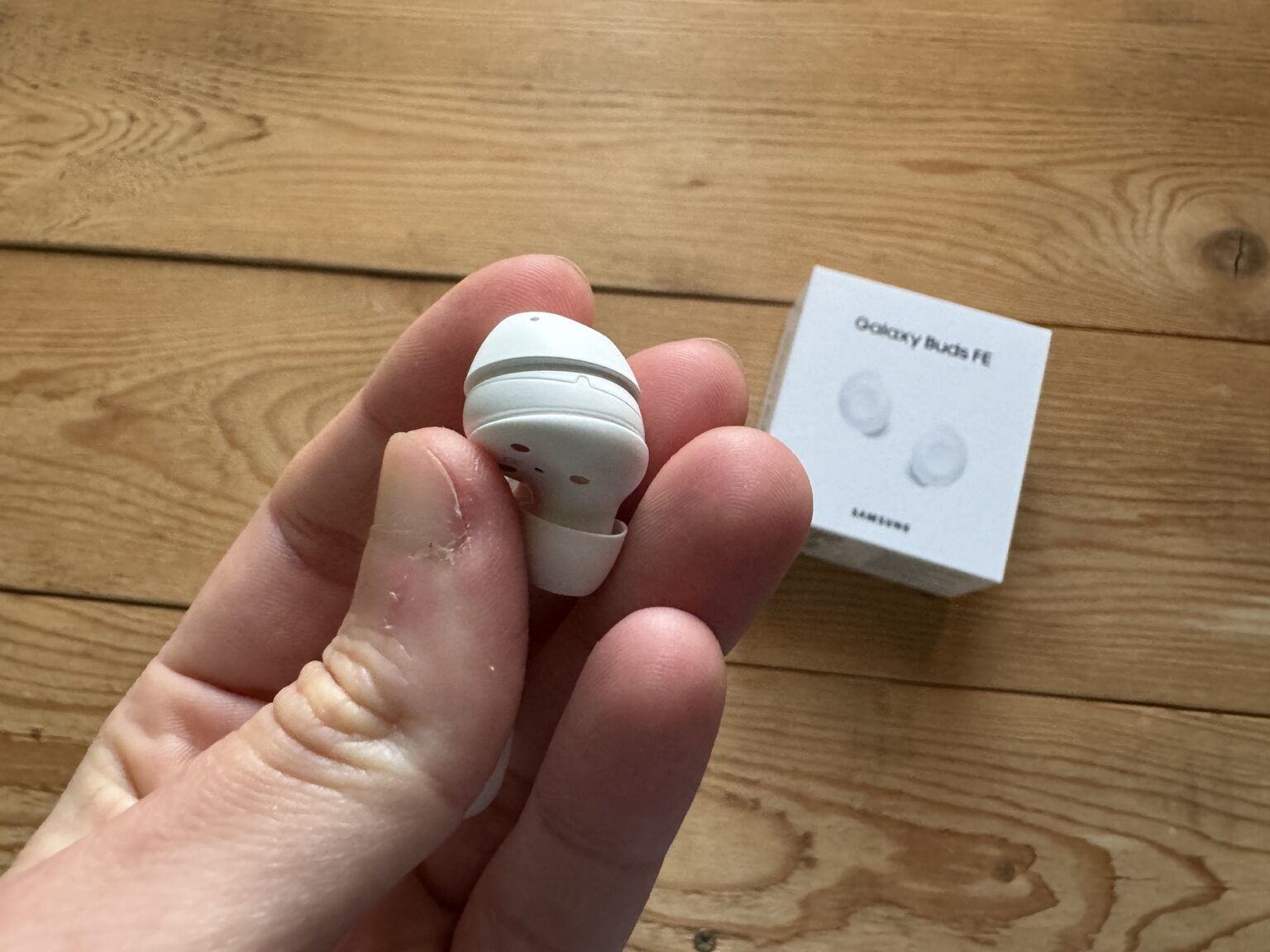 Galaxy Buds3 FE vs. Galaxy Buds FE: What are the intergenerational ...