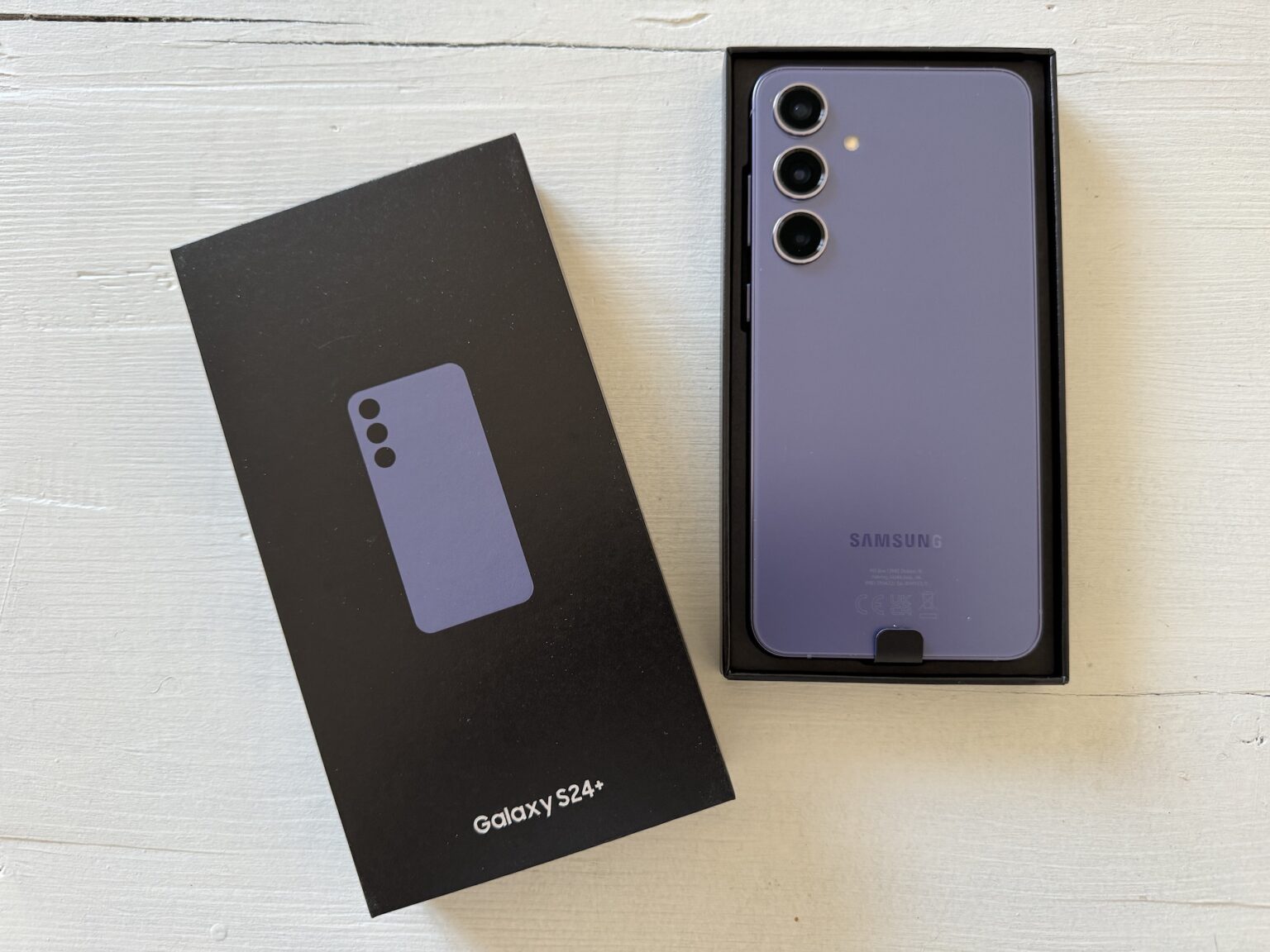 Galaxy S24+ 开箱：经典包装，紫色梦幻 – Samsung Magazine