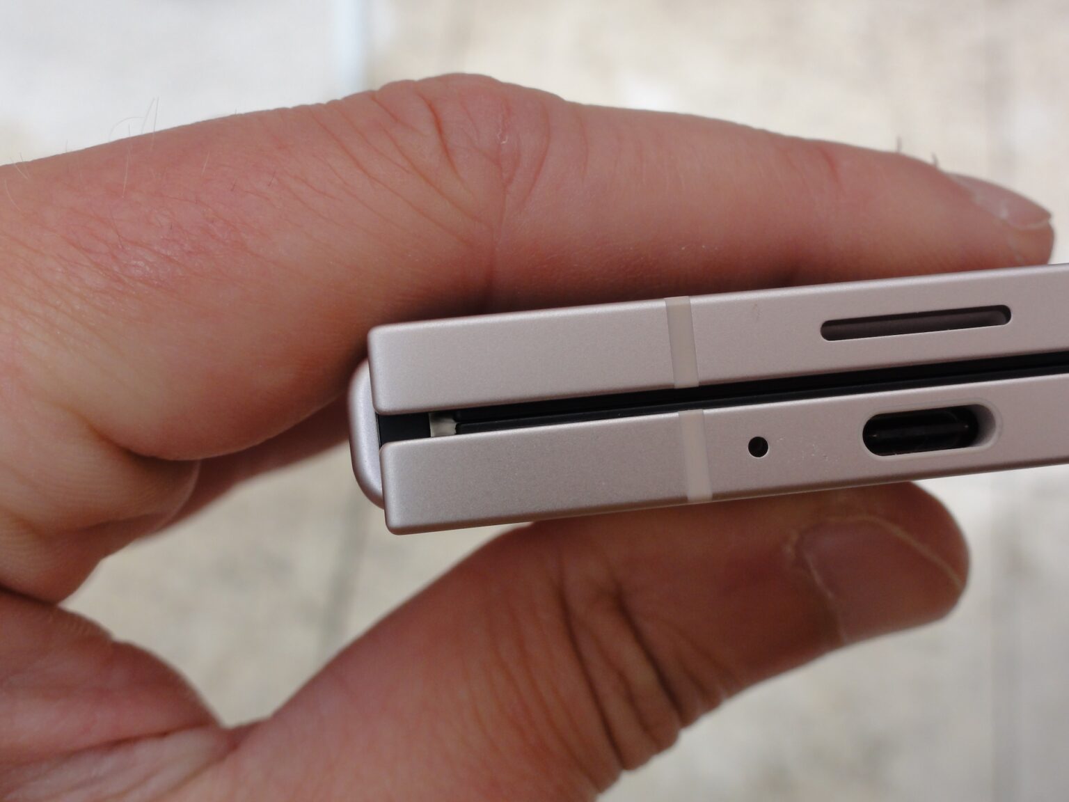 完整比较： Galaxy Z Fold6 与 Z Fold5 - Samsung Magazine