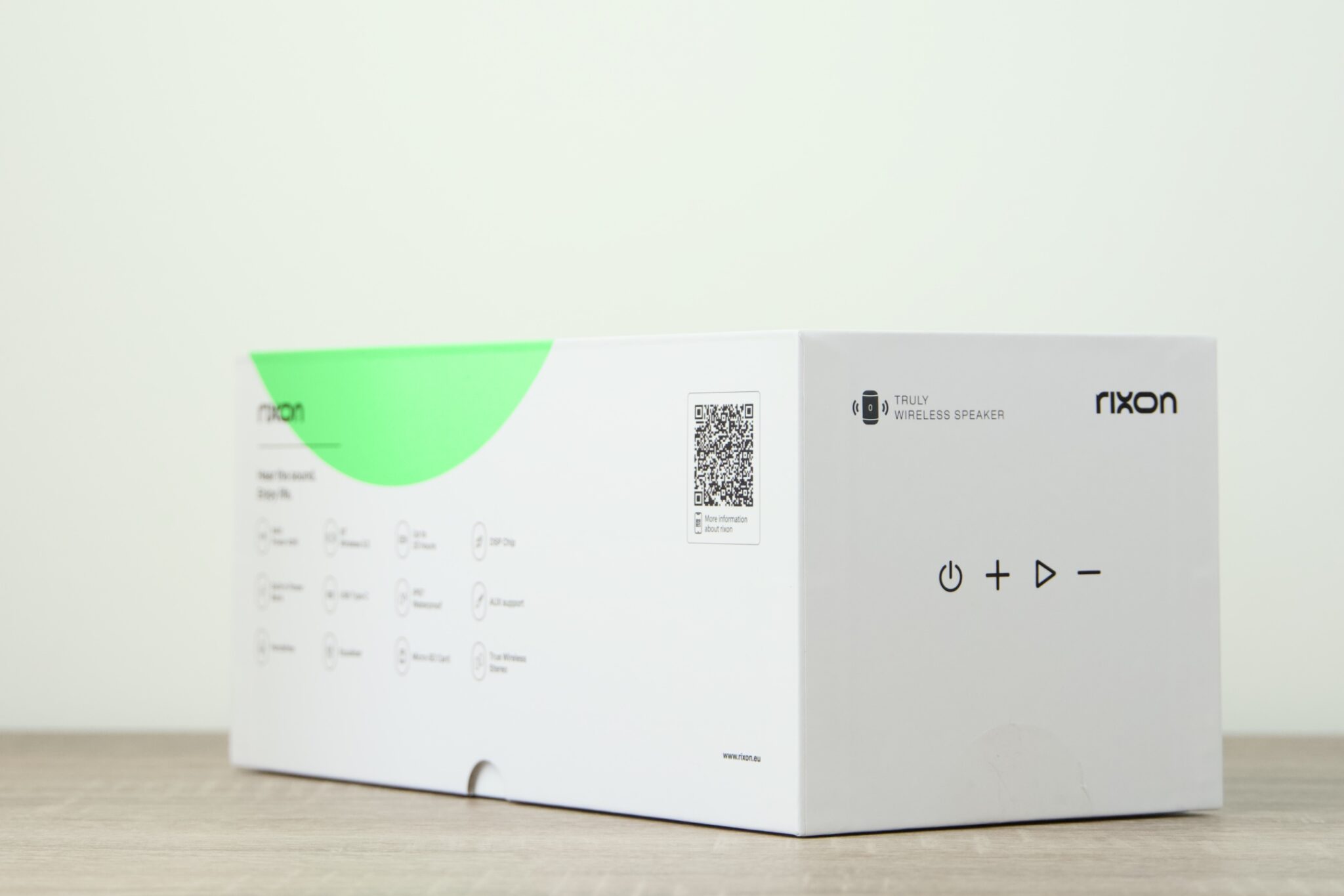 Reseña: Rixon Denny, un portátil con un sonido rico Bluetooth Altavoz ...