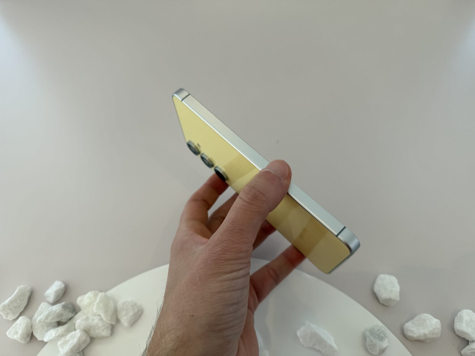 4 cosas que notamos en los primeros renders Galaxy S25 FE – Samsung Magazine