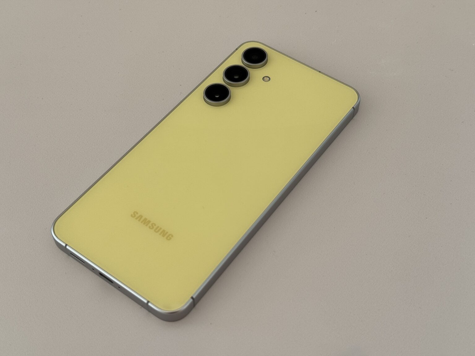 4 cosas que notamos en los primeros renders Galaxy S25 FE – Samsung Magazine