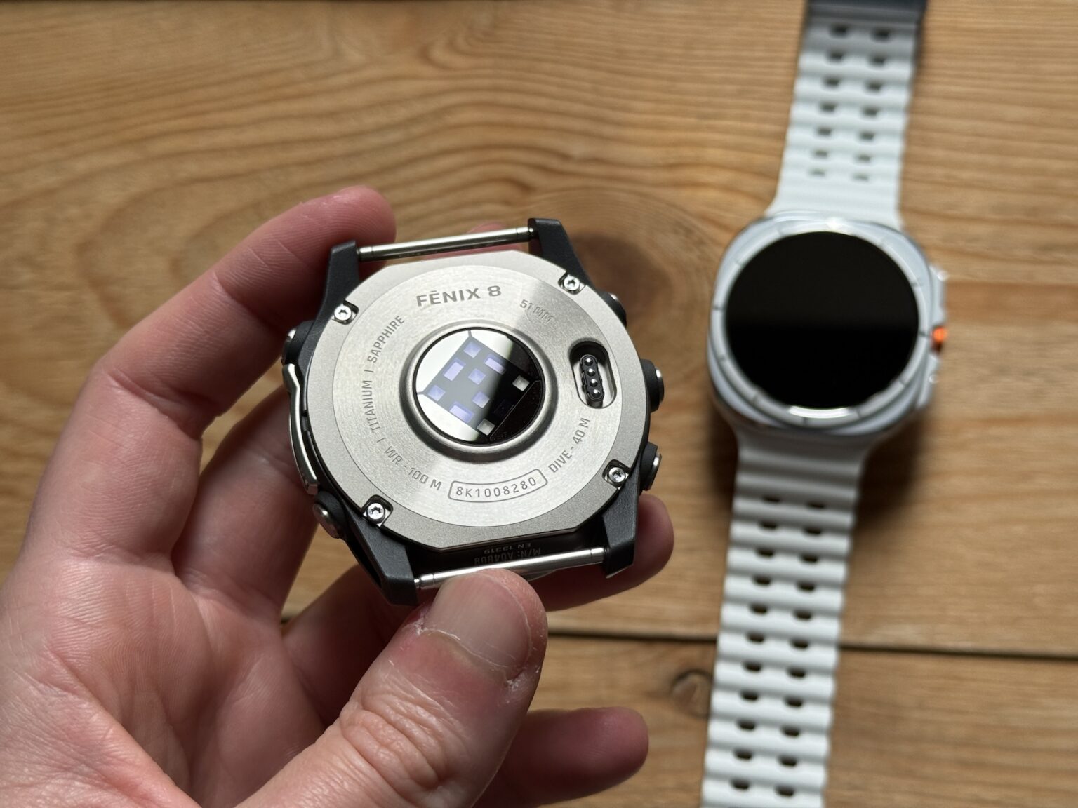 Garmin Fenix 8 51mm vs. Galaxy Watch Ultra: Look at the comparison of ...