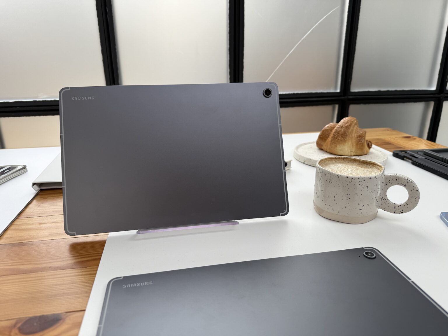 Full comparison: Galaxy Tab S10 FE+ vs. Galaxy Tab S9 FE+ - Samsung ...