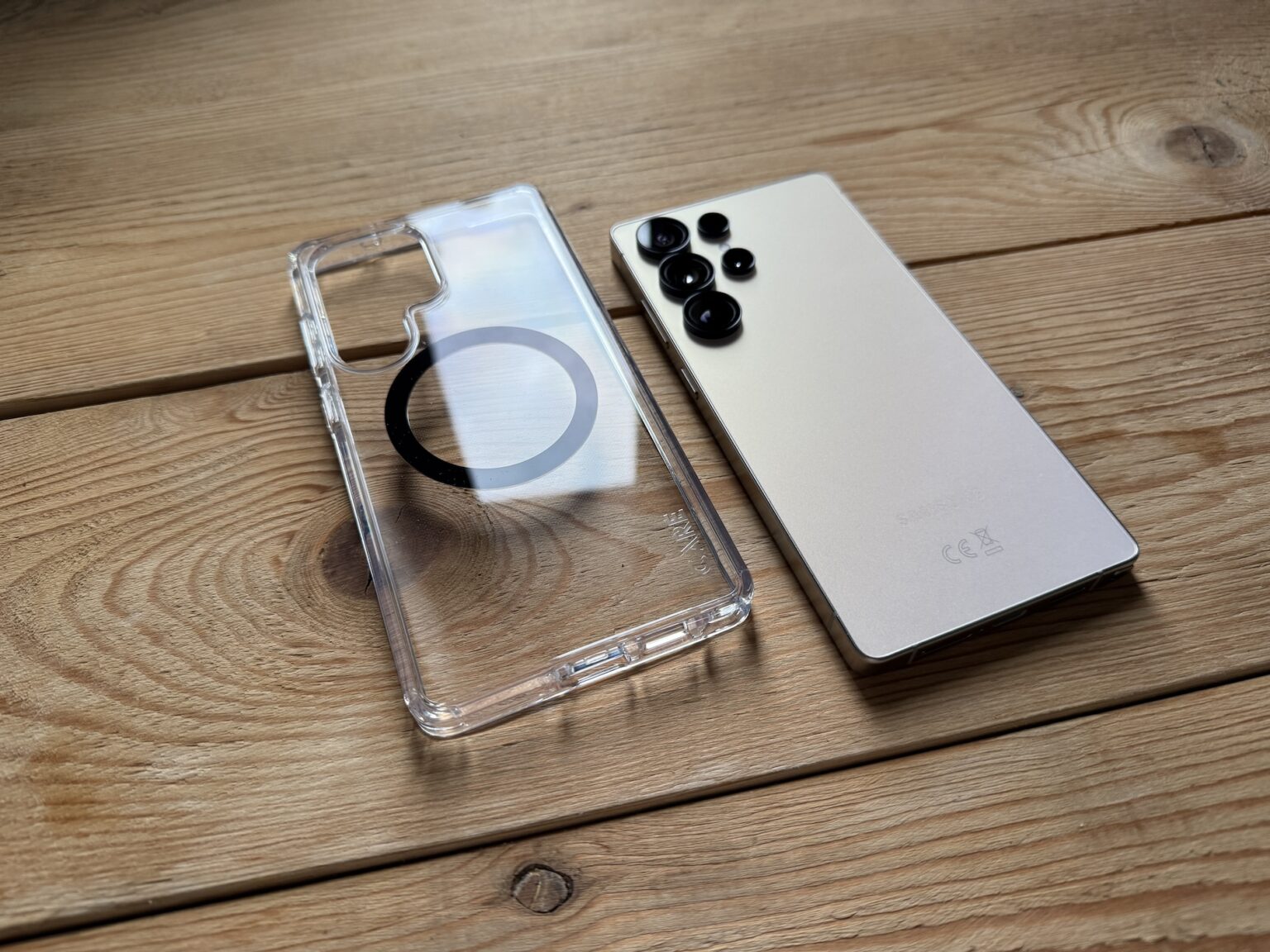 PanzerGlass 리뷰 Car시리즈용 e Urban Combat Qi 케이스 Galaxy S25: 삼성용 MagSafe ...