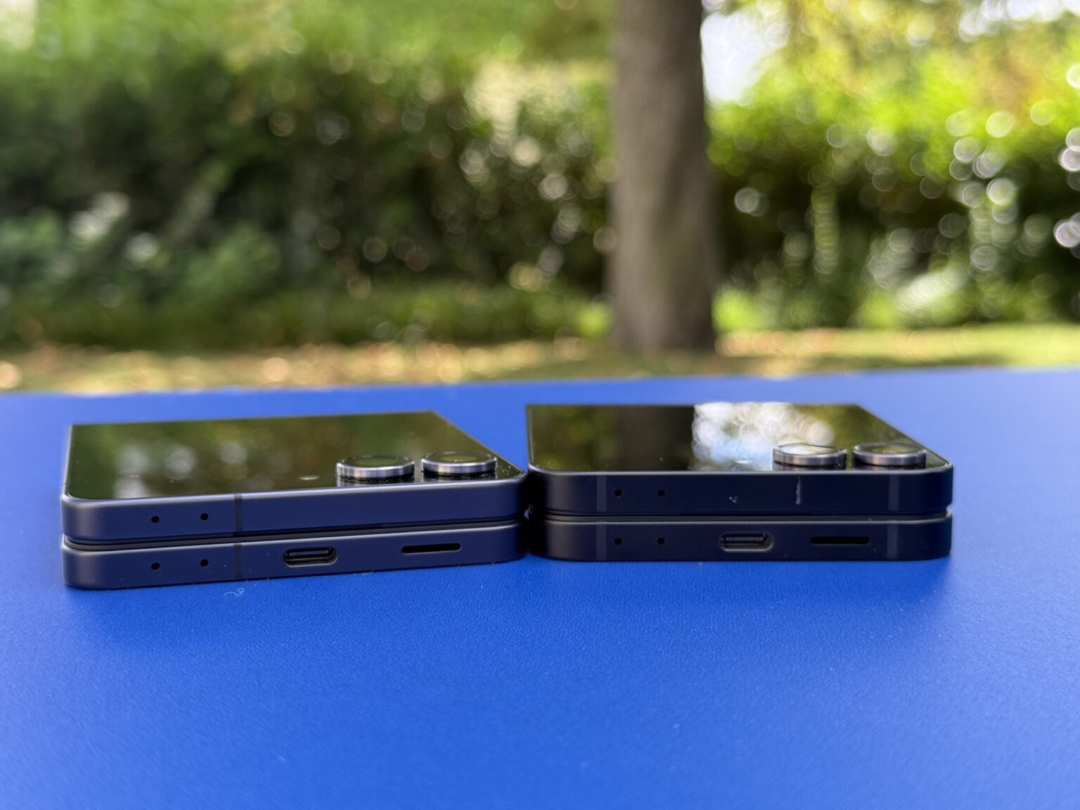 完整对比 Galaxy Flip7 vs. Flip7 FE：哪款柔性翻盖手机值得购买？ Samsung Magazine