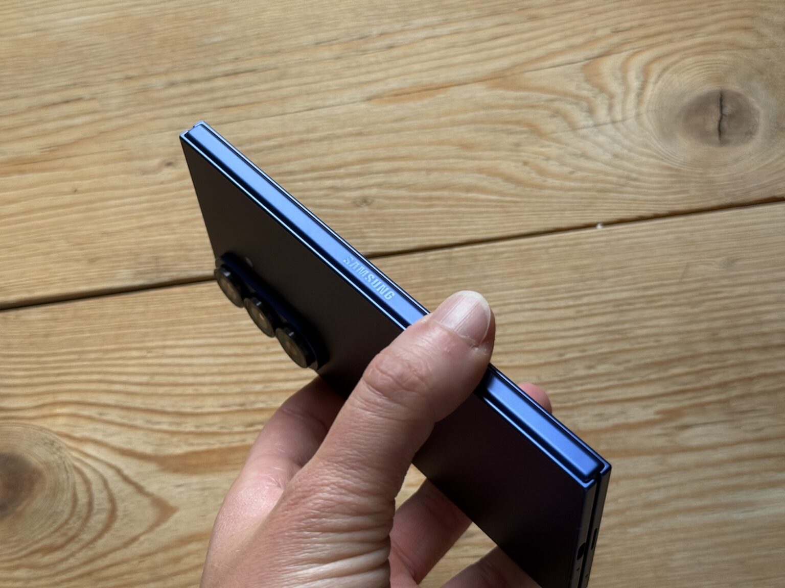 Buy Galaxy S25 Ultra, or Galaxy Z Fold7? Key pros and cons – Samsung ...