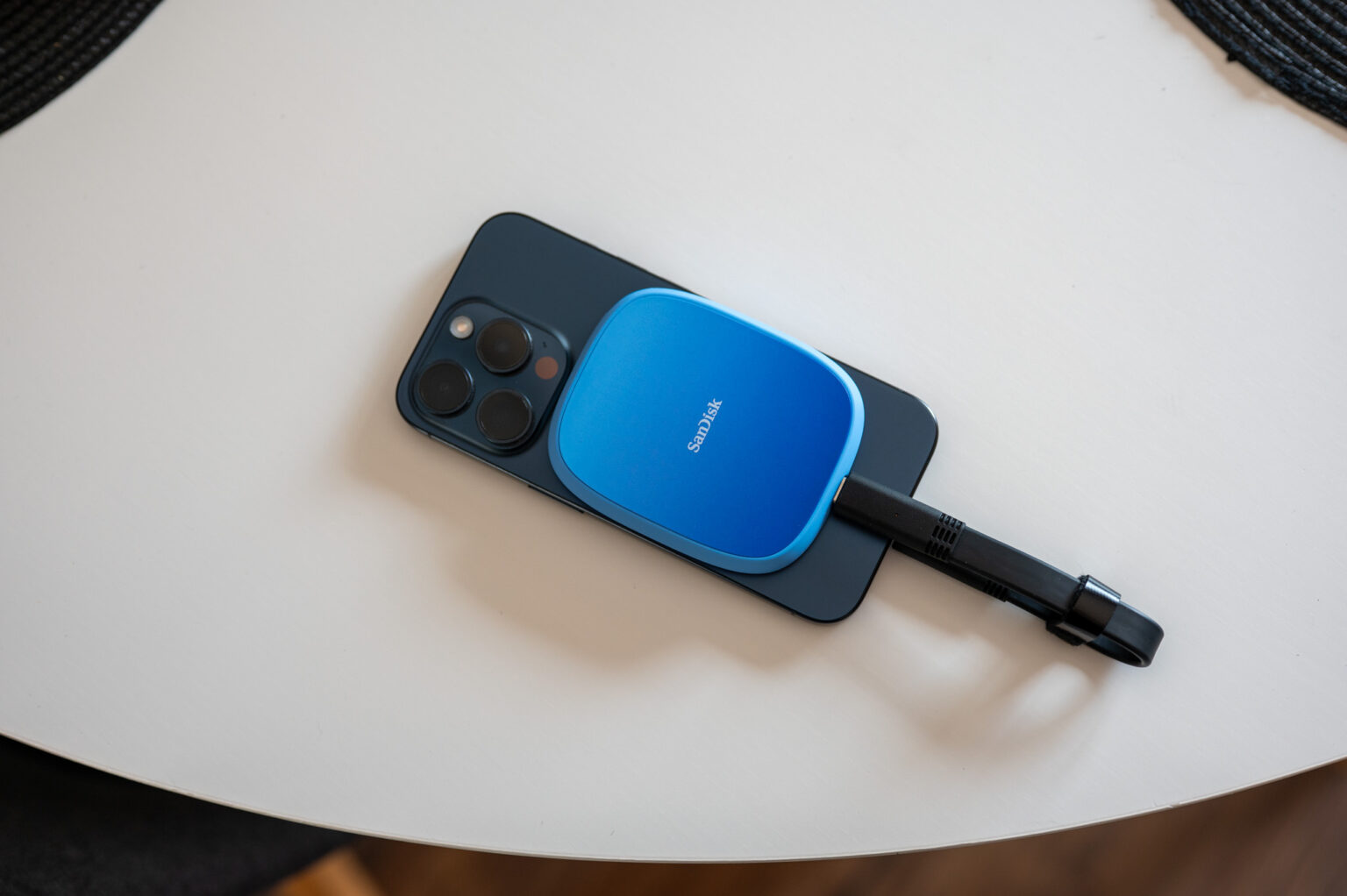 SanDisk Creator Phone SSDレビュー：4K ProRes対応の磁気ストレージ – Samsung Magazine