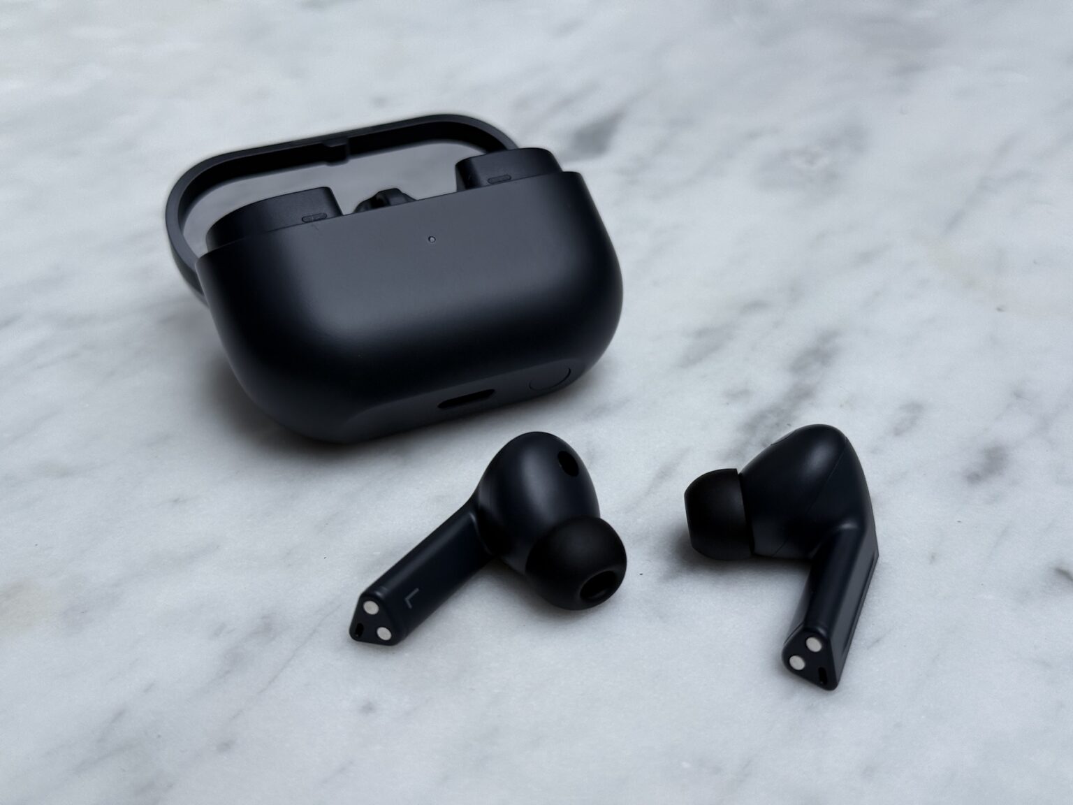 Galaxy Buds3 FE vs. Galaxy Buds FE: What are the intergenerational ...