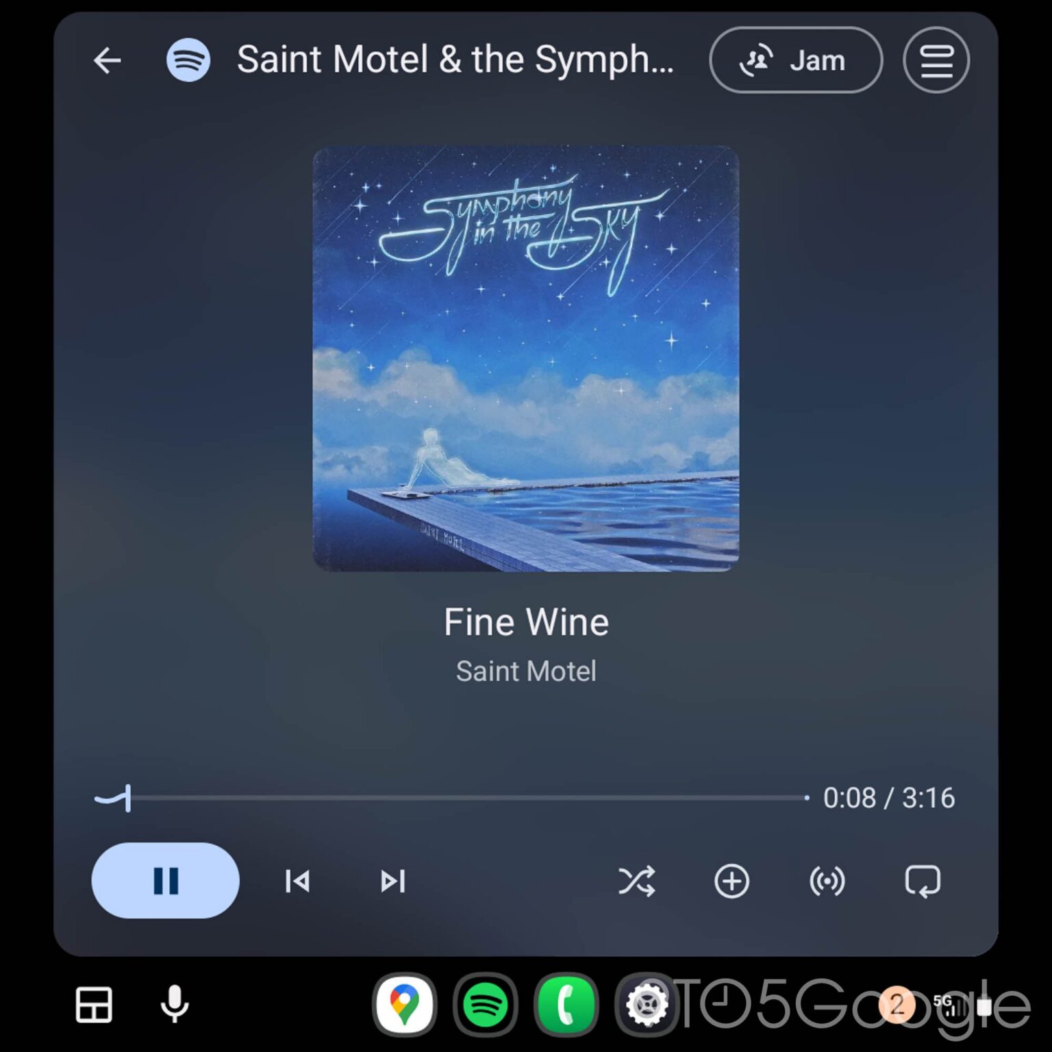 Stable Android Auto 16.0 is here. It brings a surprising new feature ...