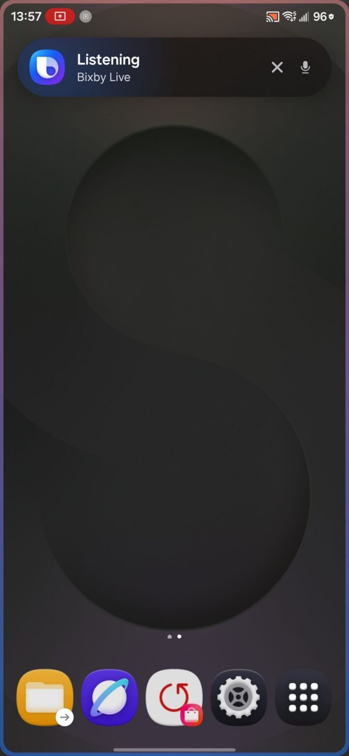 Přichází nový Bixby. Je posílený o Perplexity a objeví se už v One UI 8 ...