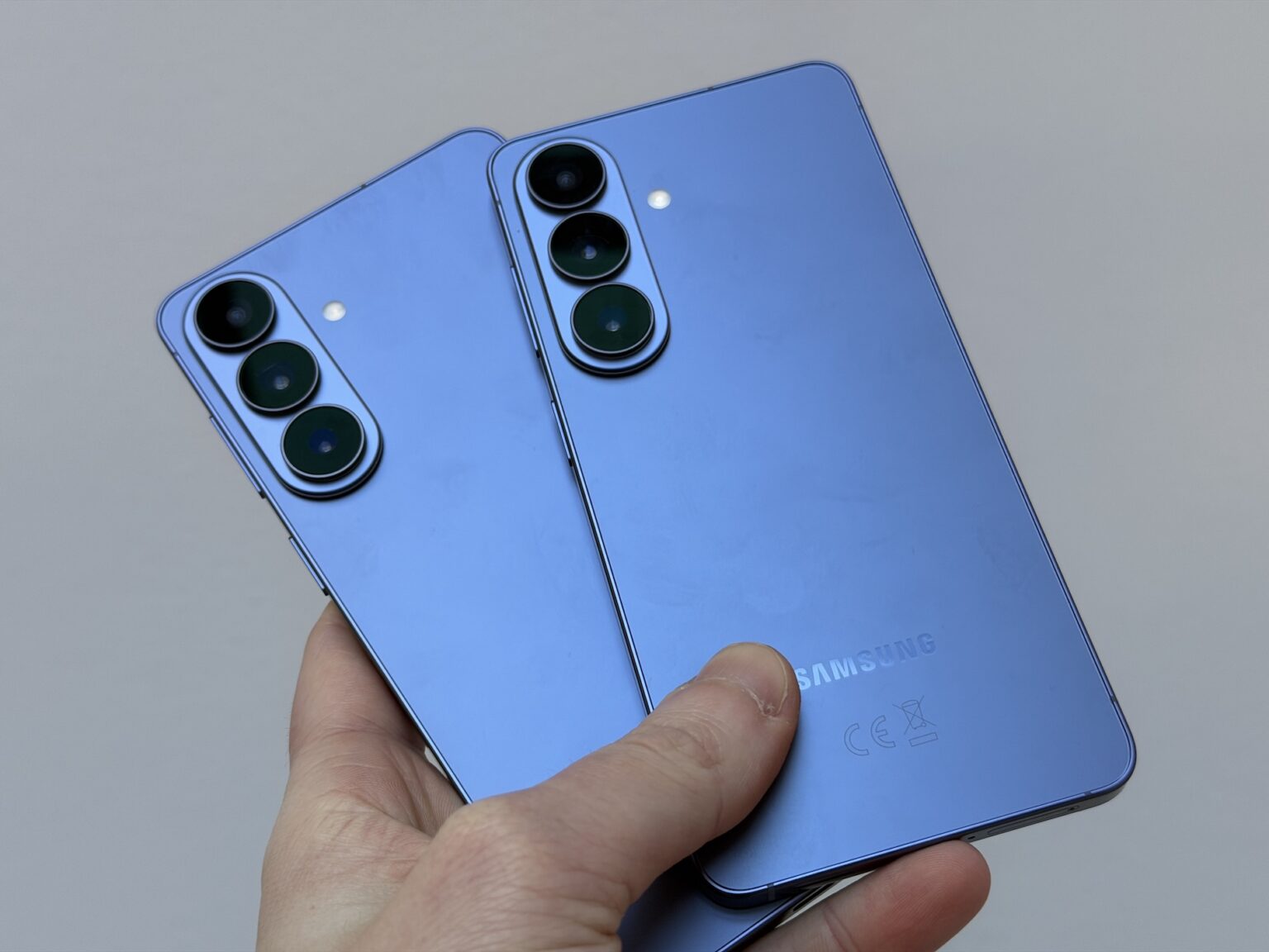 Samsung finally pleased, all three phones Galaxy S26 have a 10-bit ...