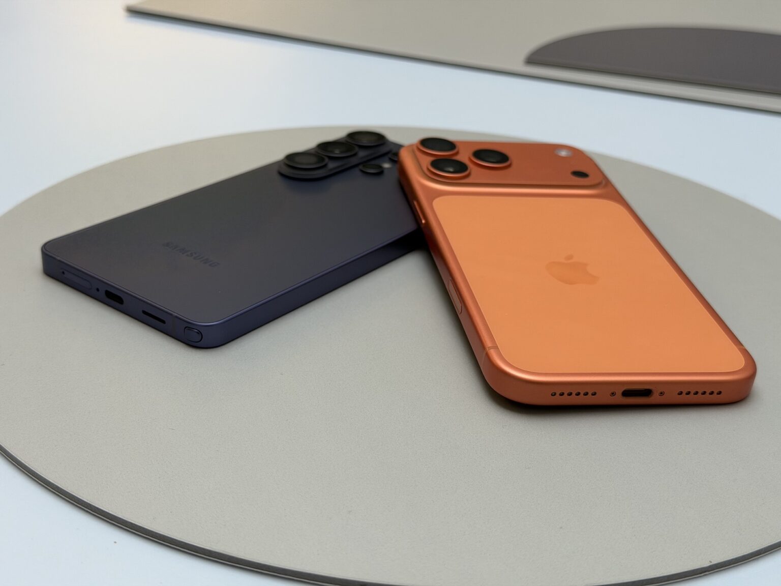 Orange Galaxy S26 : Comment la plus grande fuite est devenue un mythe ...