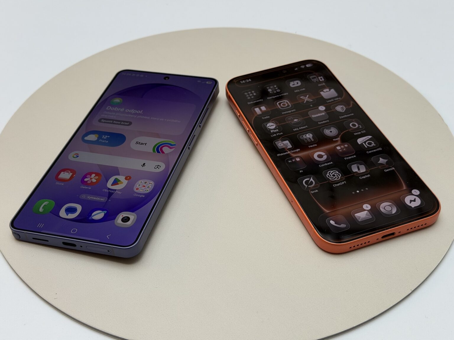 133 modelů telefonů má vážnou slabinu, kterou zneužije každý. Je mezi ...