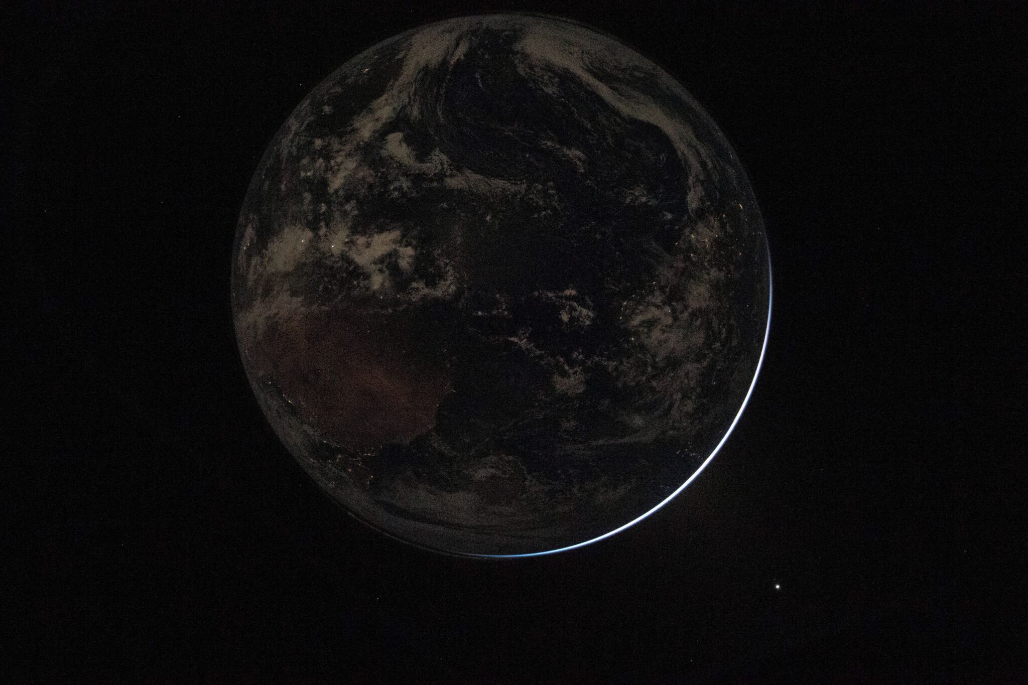 La NASA publica impresionantes fotos de la misión Artemis 2. Samsung ...