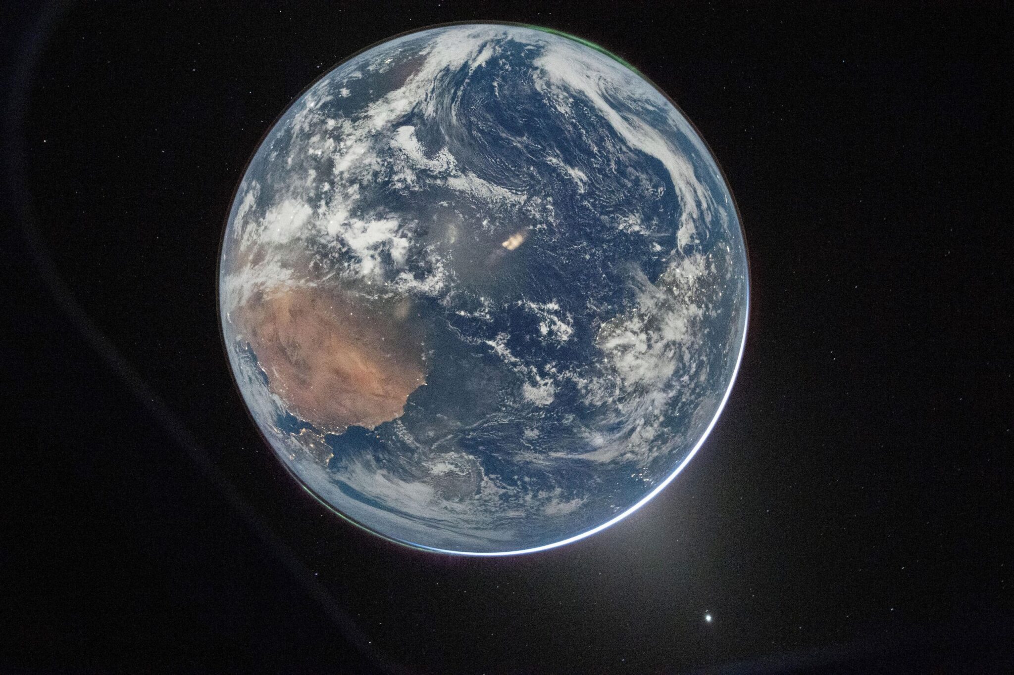 NASA julkaisee henkeäsalpaavia kuvia Artemis 2 -lennolta – Samsung Magazine